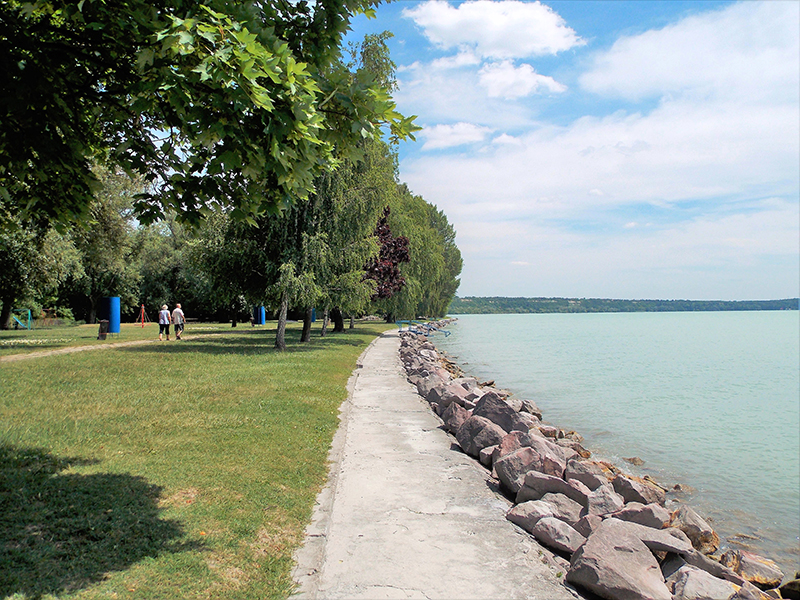 Strandok – Balatonkenese
